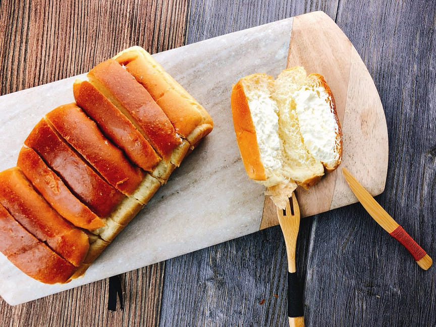 Get [Tous Les Jours] Butter Cream Bread Delivered | Weee! Asian Market